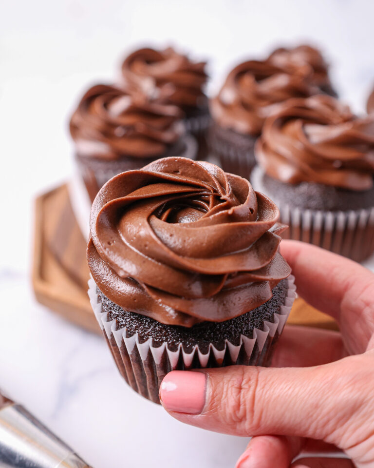 Moist Chocolate Cupcake Recipe - Chelsweets