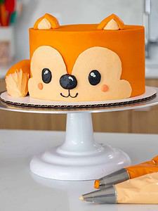 Fox Cake: Delicious Recipe w/ Step-By-Step Tutorial (& Video)