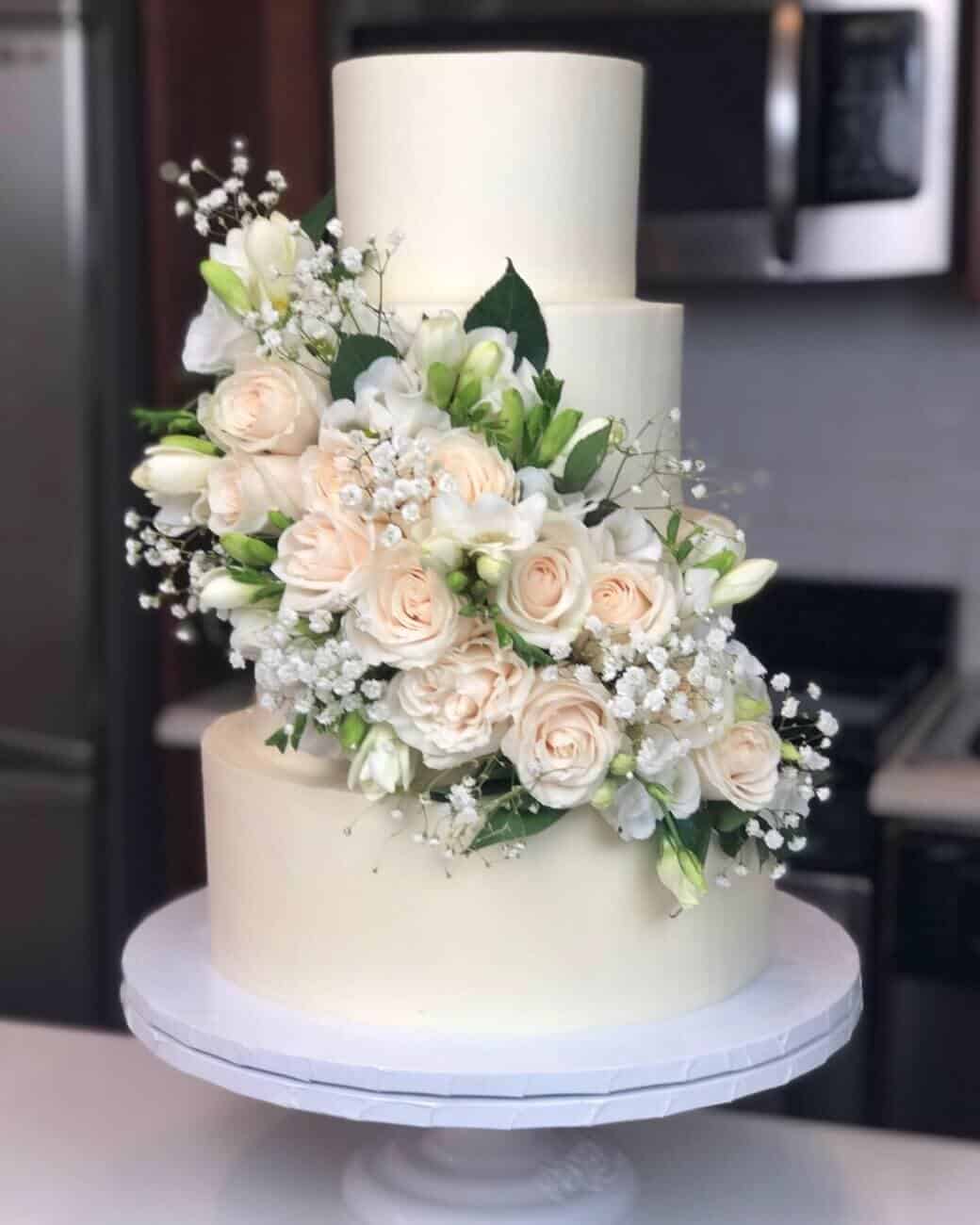 How To Make Your Own Wedding Cake - Chelsweets