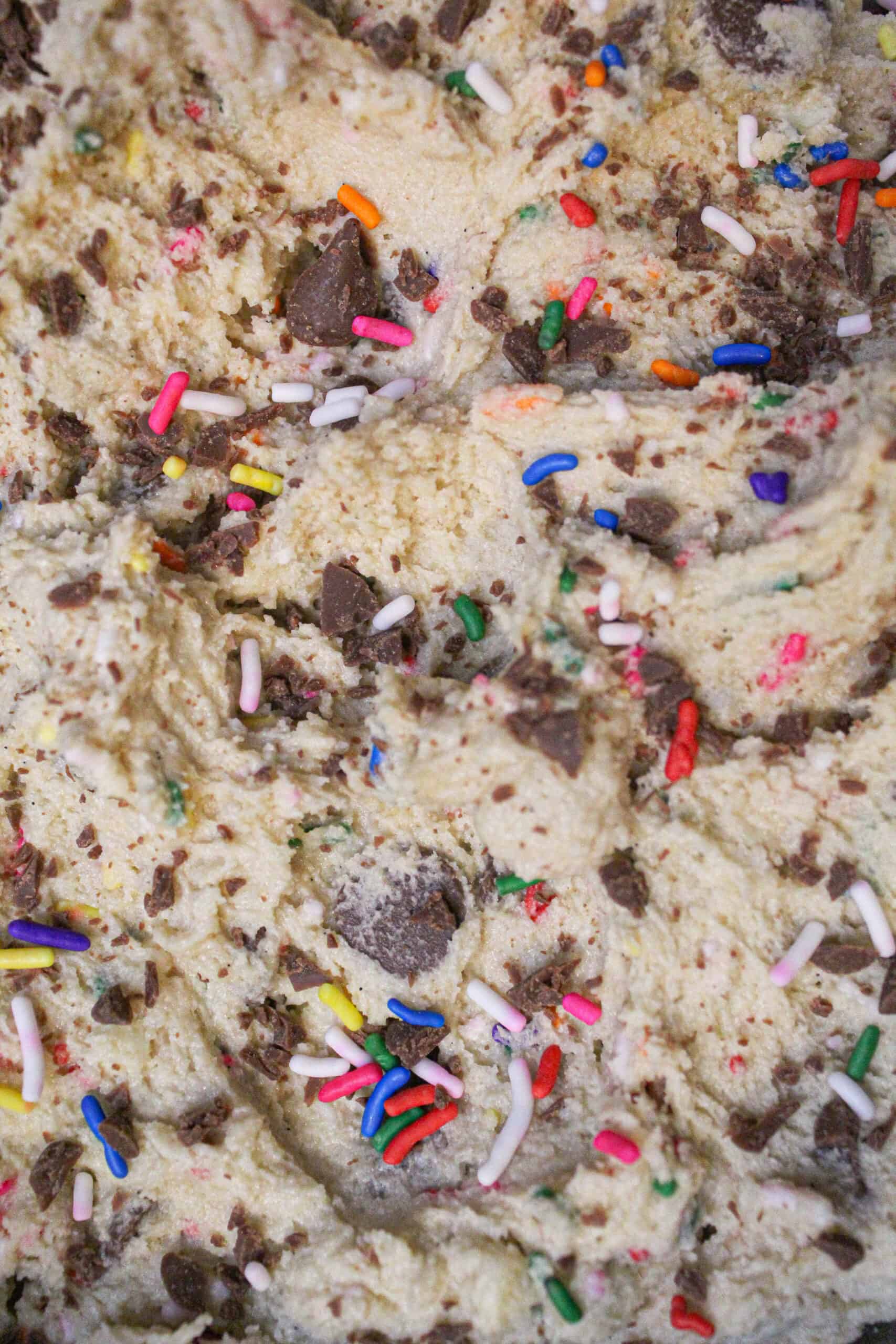Cookie Dough Cake Filling: Easy Recipe & Tutorial - Chelsweets