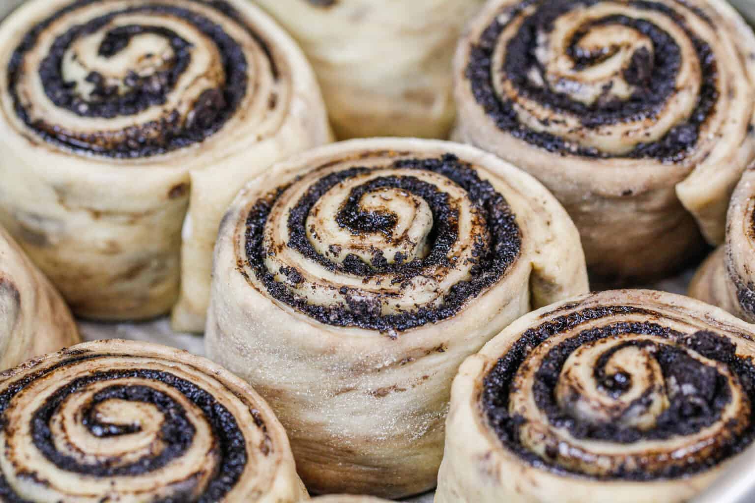 SpongeBob Cake: Detailed Recipe & Tutorial - Chelsweets