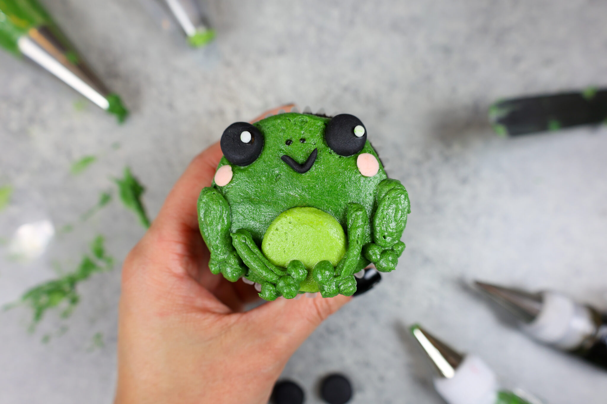 Frog Cupcakes: Easy Recipe & Step-by-Step Tutorial