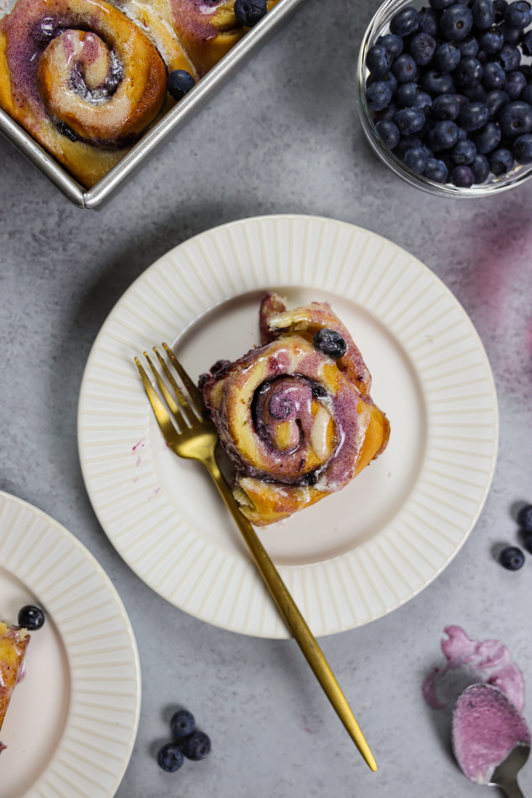 Blueberry Cinnamon Rolls: Soft, Fluffy and So Delicious - Chelsweets
