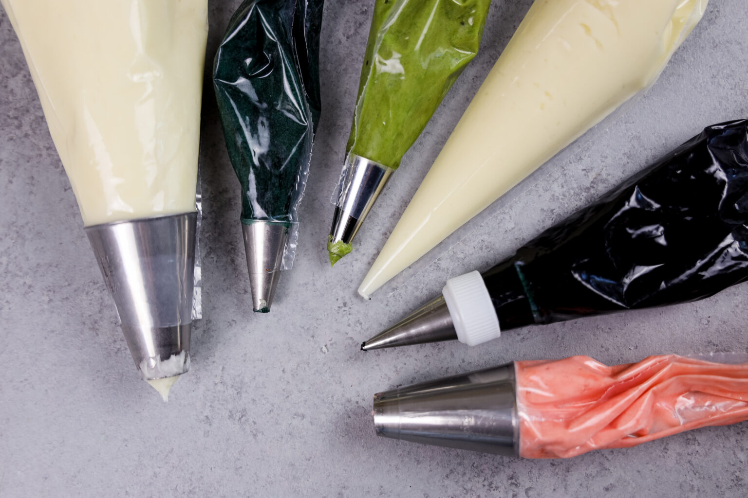 Crocodile Cake: Easy Recipe and Step by Step Tutorial