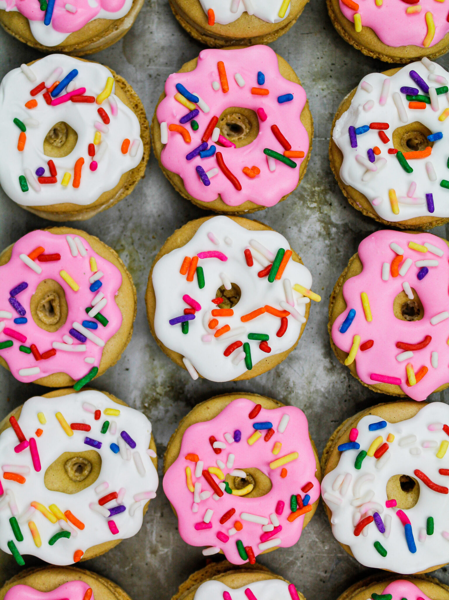 Donut Macarons: Step-by-Step Recipe and Video Tutorial