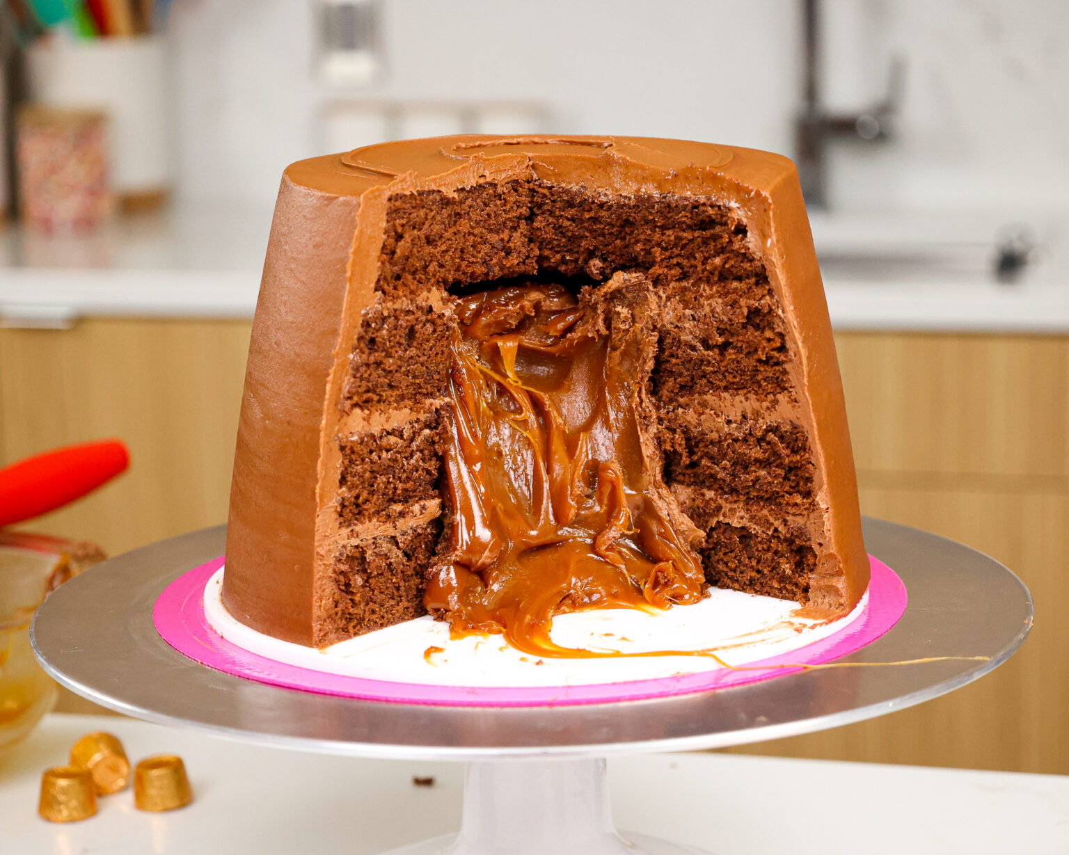 Rolo Cake: Candy-Inspired Chocolate Cake with Gooey Caramel Center