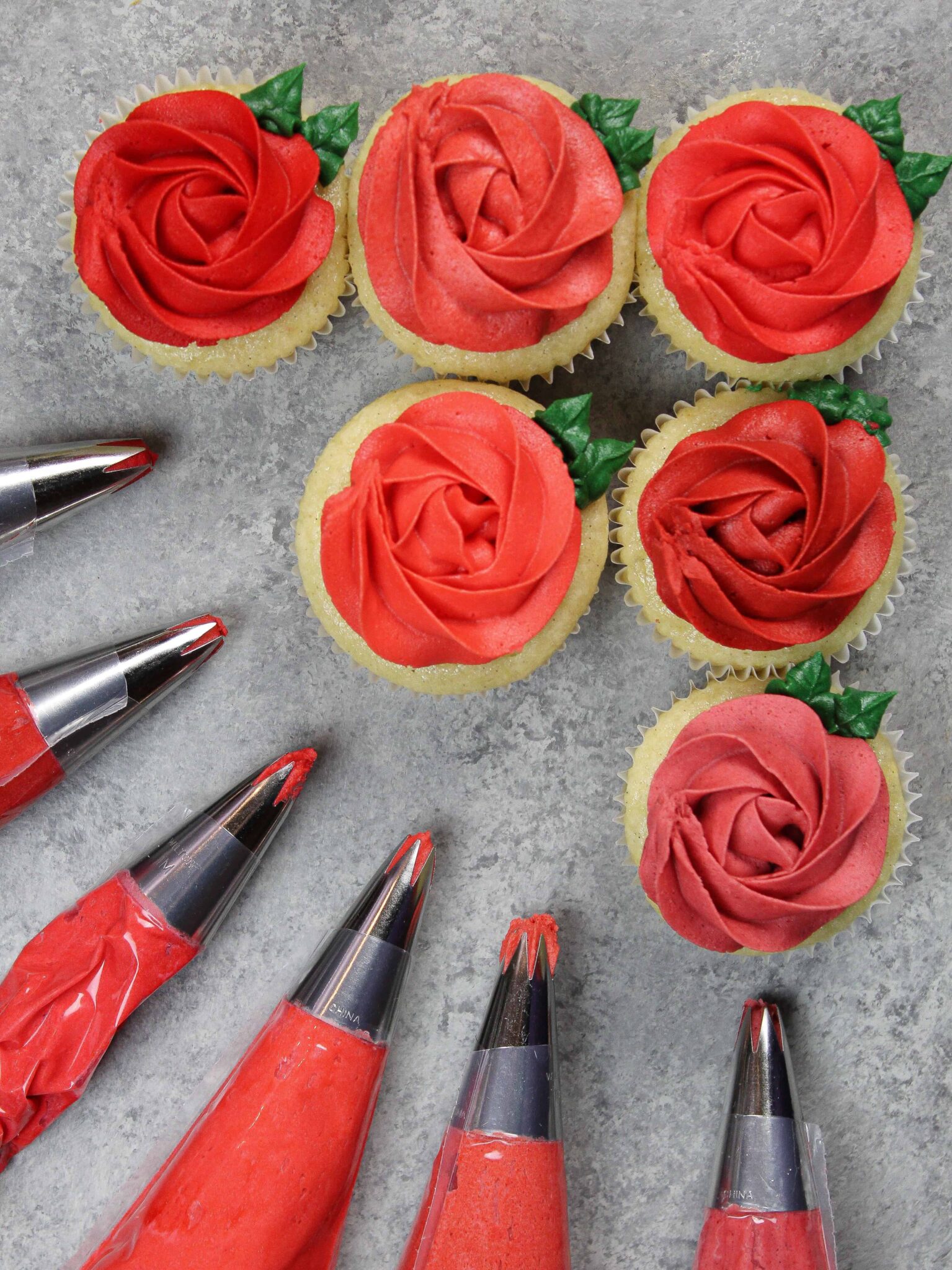 Red Frosting - The Secret to Super Red Buttercream Frosting