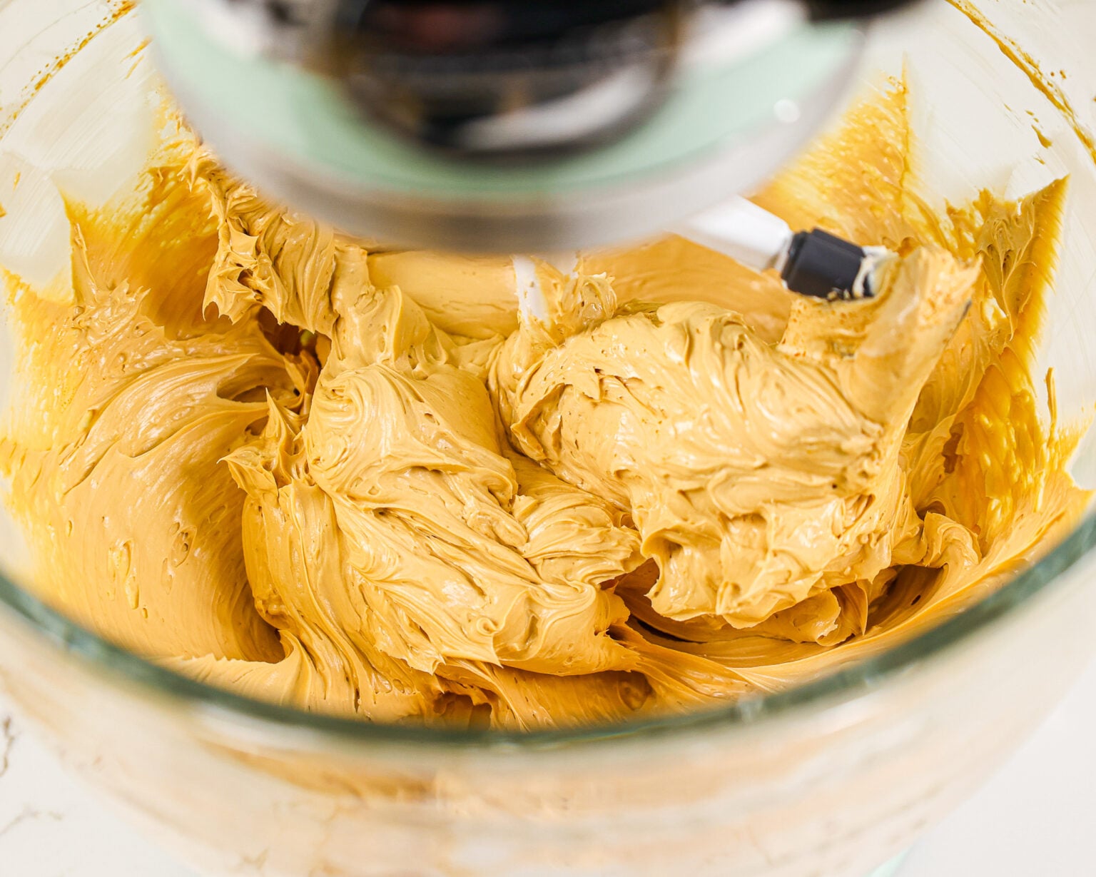 Coffee Buttercream: Easy, 6-Ingredient Recipe Ready in Minutes