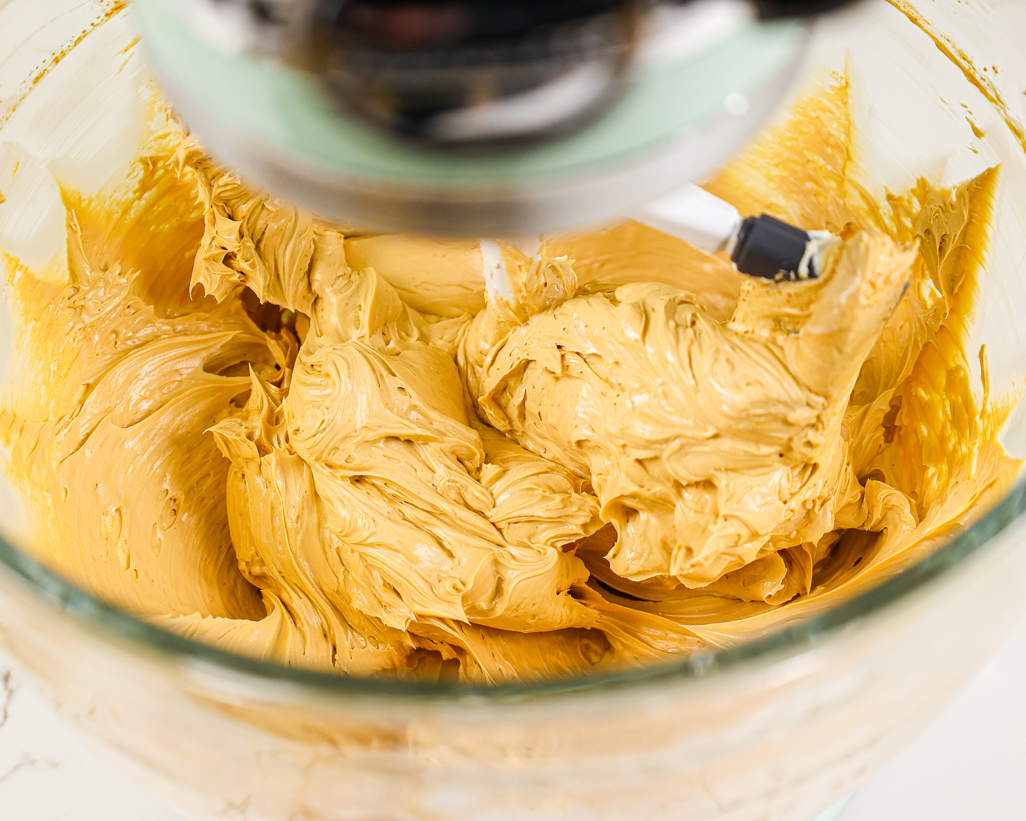 Coffee Buttercream: Easy, 6-Ingredient Recipe Ready in Minutes
