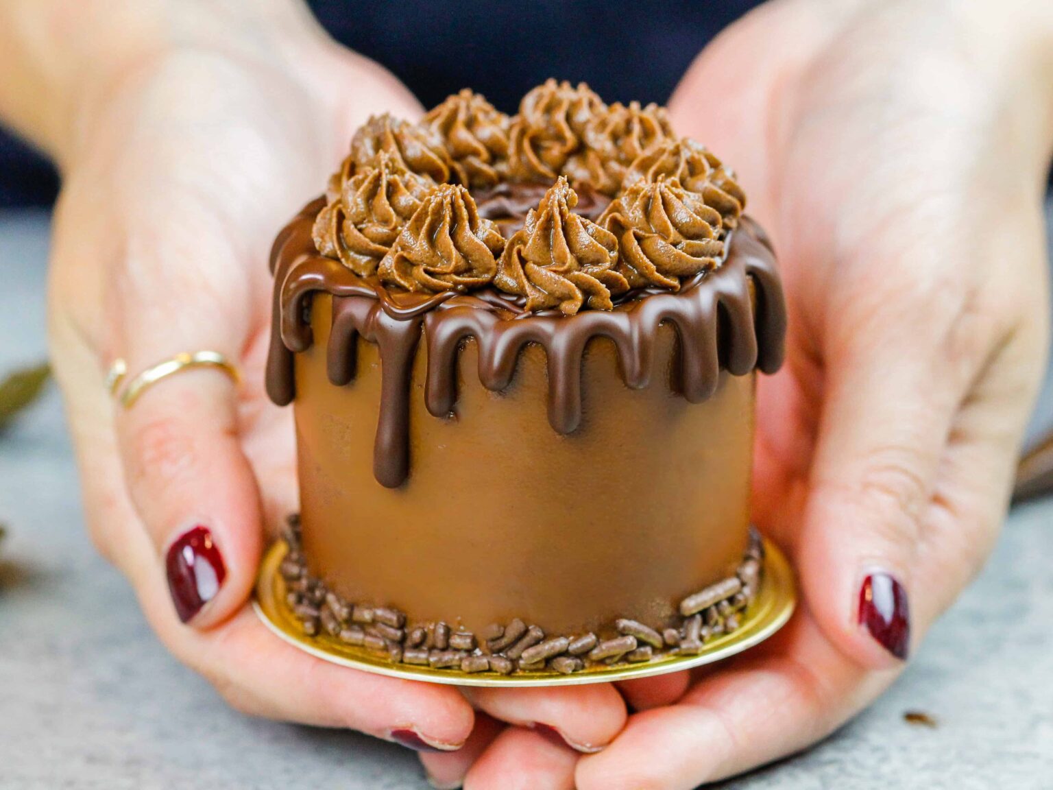 Mini Chocolate Cake Recipe: The Perfect Date Night Dessert