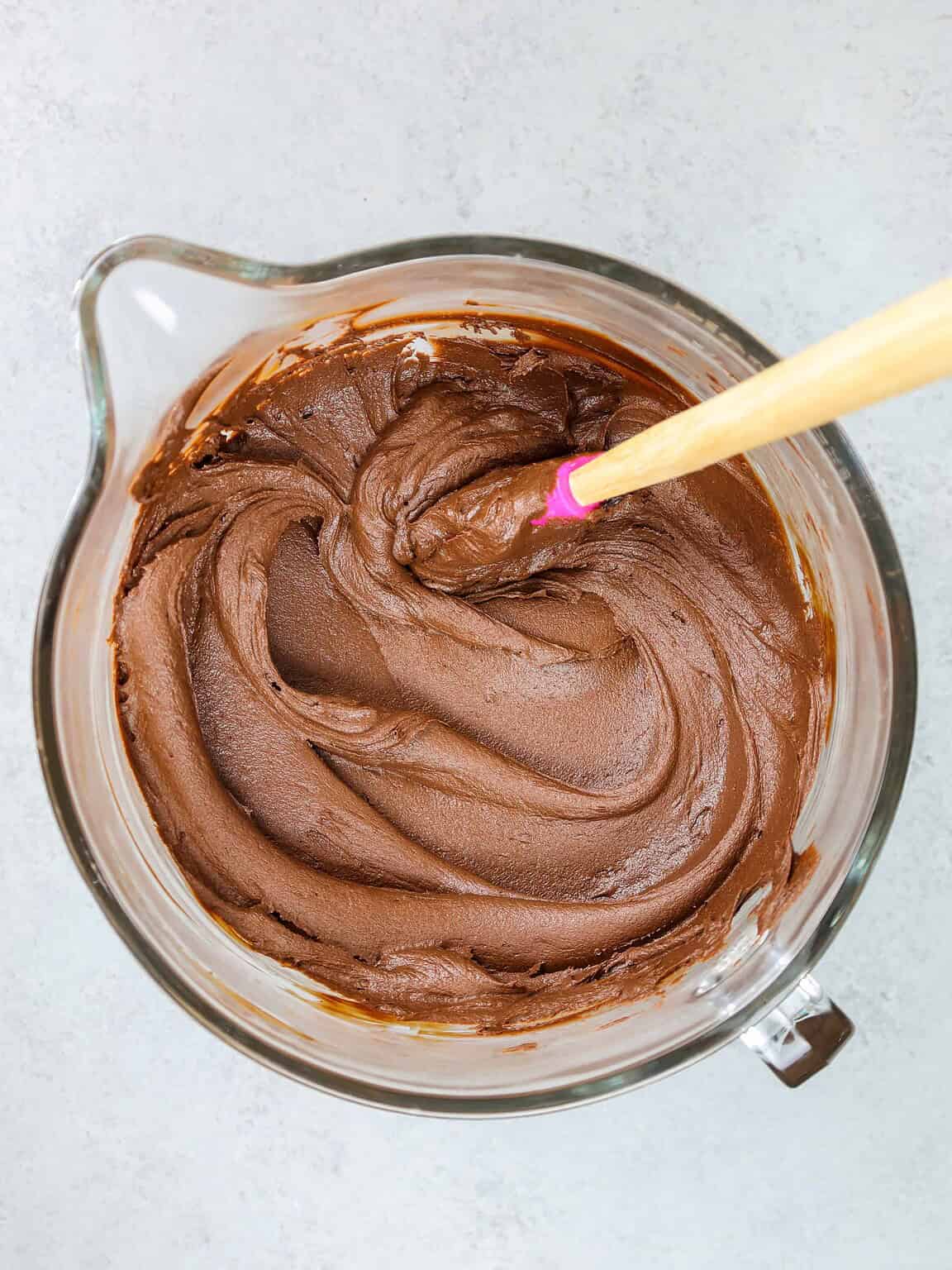 Black Frosting That Won't Stain Your Teeth - Chelsweets