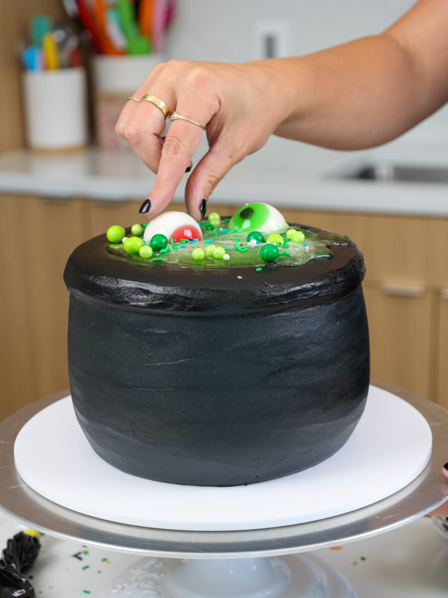 Cauldron Cake - The Ultimate Halloween Cake
