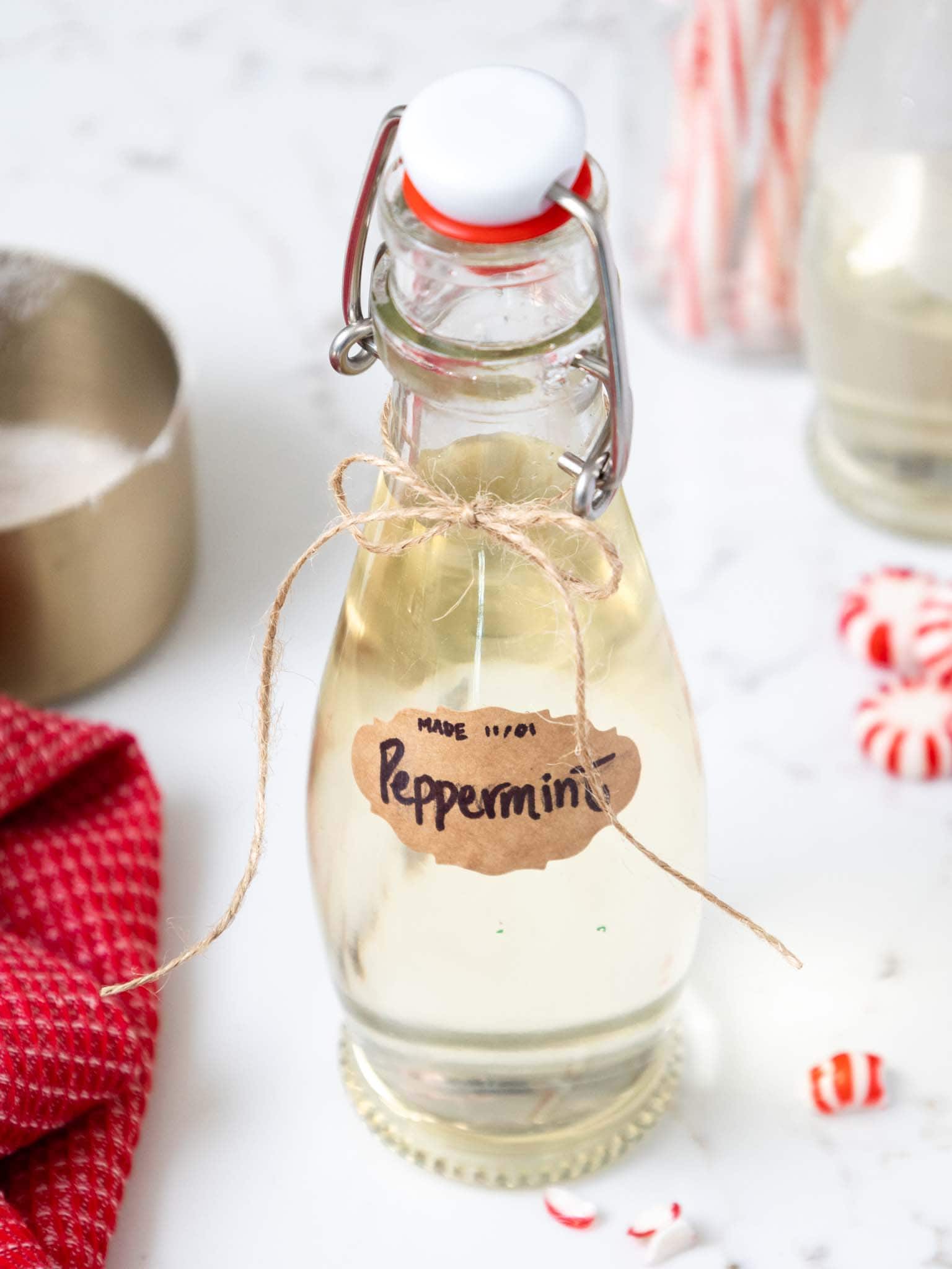 Peppermint Simple Syrup: 3-Ingredient Recipe Ready in Minutes
