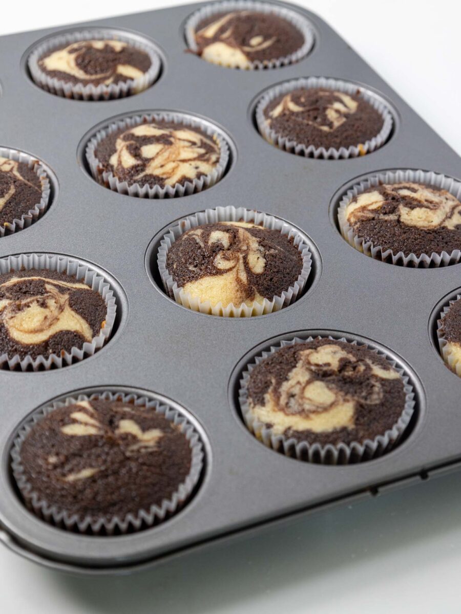 Marble Cupcakes - Delicious, Easy Recipe w/ One Batter