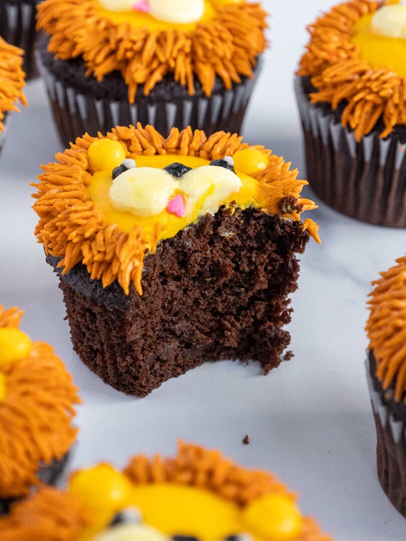 Lion Cupcakes: Adorable Buttercream Design w/ Video Tutorial