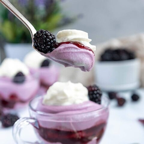 Blackberry Mousse: Easy, 6-Ingredient Recipe