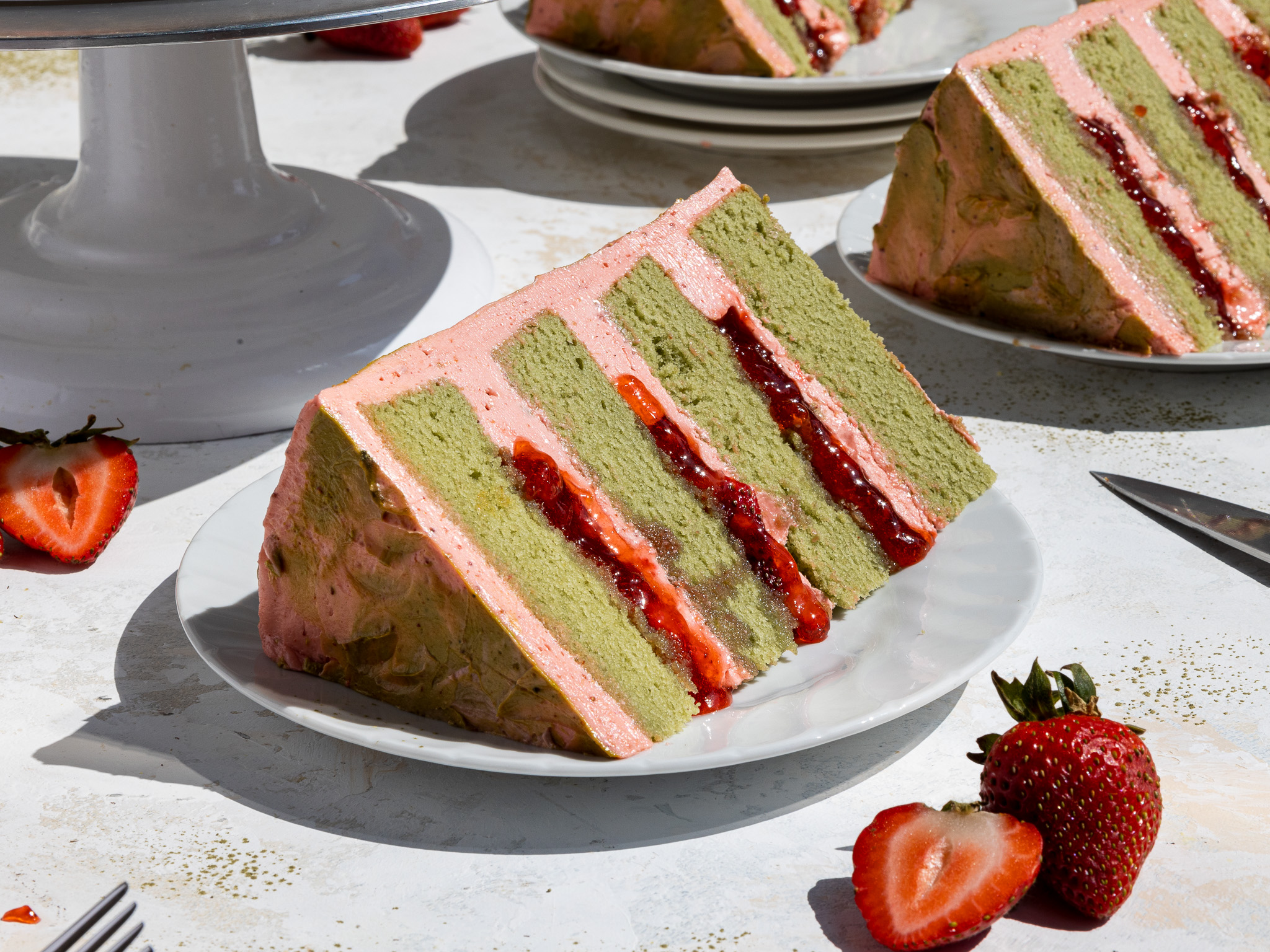 Strawberry Matcha Cake Recipe - Chelsweets
