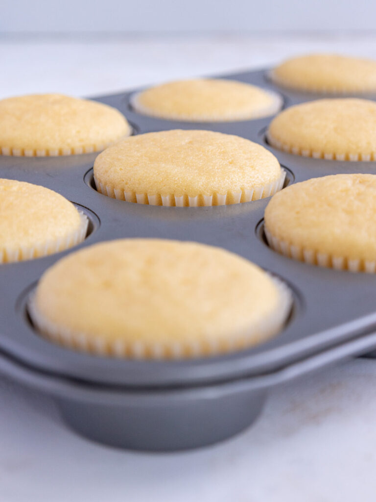 White Chocolate Raspberry Cupcakes - Chelsweets