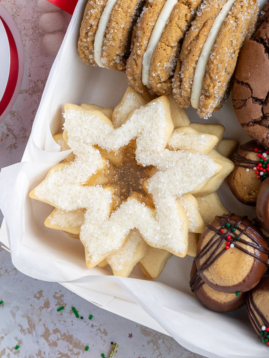 Christmas Cookie Box: 12 Delicious Recipes & Packing Tutorial