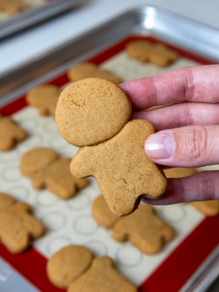 Soft & Chewy Gingerbread Men Sugar Cookies Recipe