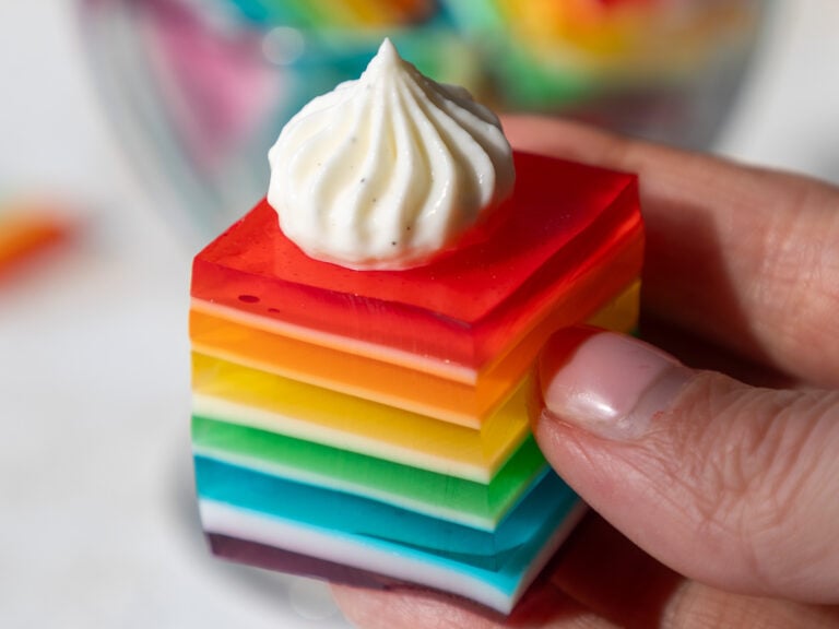 Stunning Rainbow Jello Cake: Delicious, Easy Recipe
