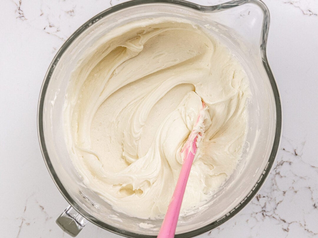 Sprinkle Frosting: Easy, 5-Minute Recipe - Chelsweets