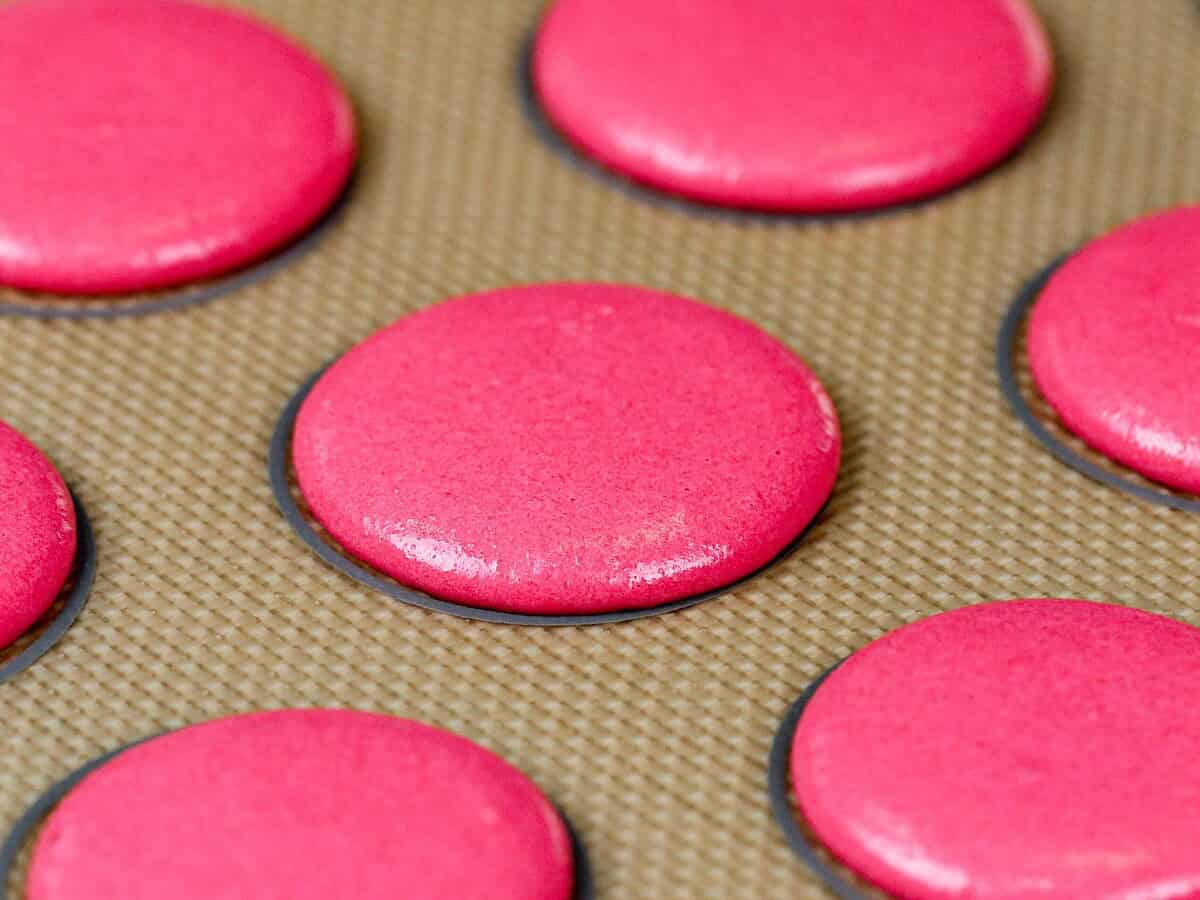 Cracked Macarons: What Causes Them & How to Fix It
