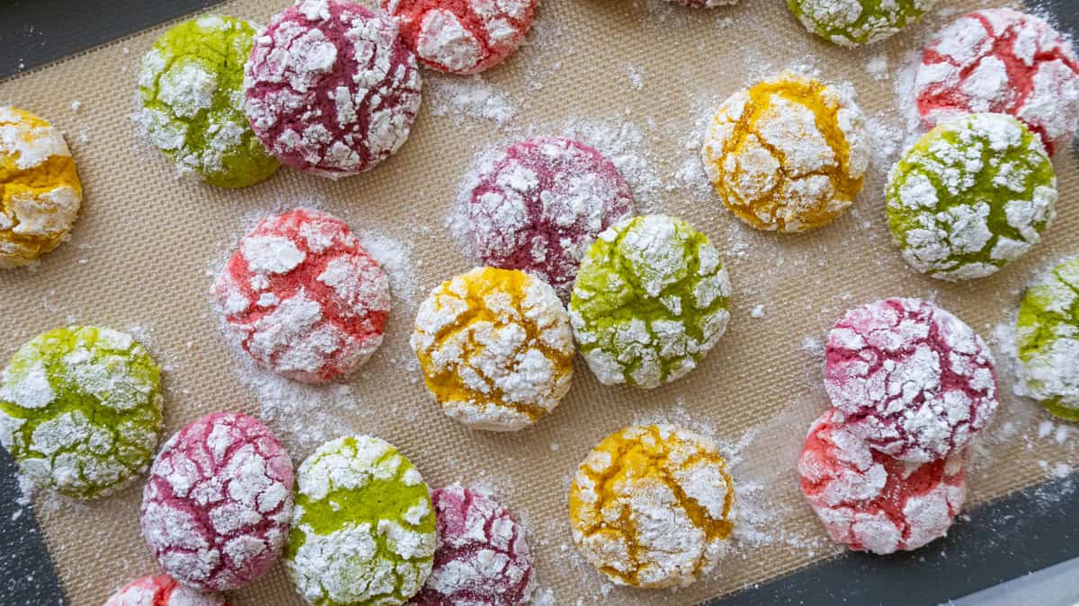 Mini Crinkle Cookies for Spring & Easter